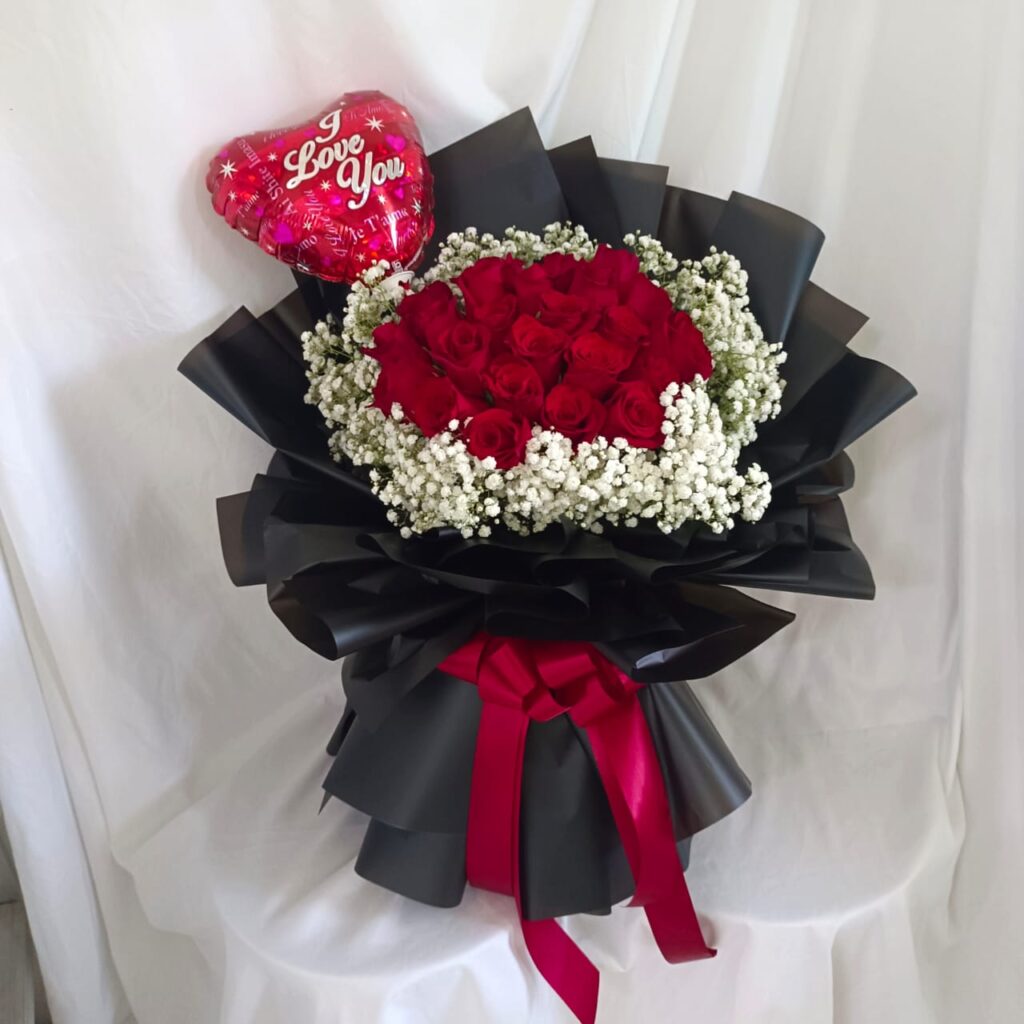 Red Royal – 24 Red Roses Bouquet | Florist in Kajang